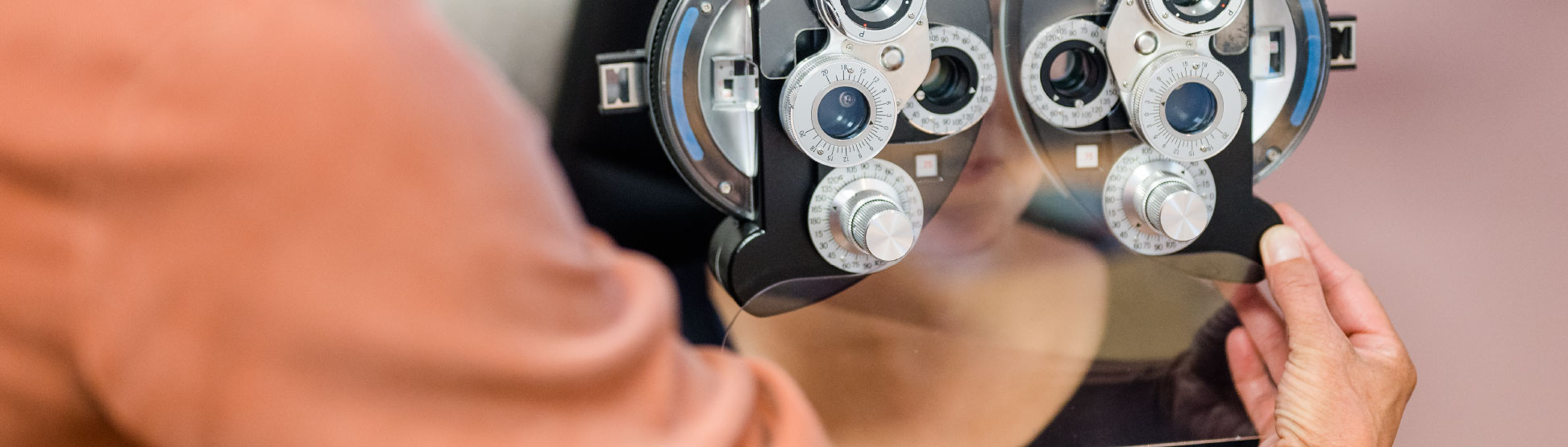 Optik von Zengen | Vergrößernde Sehhilfen